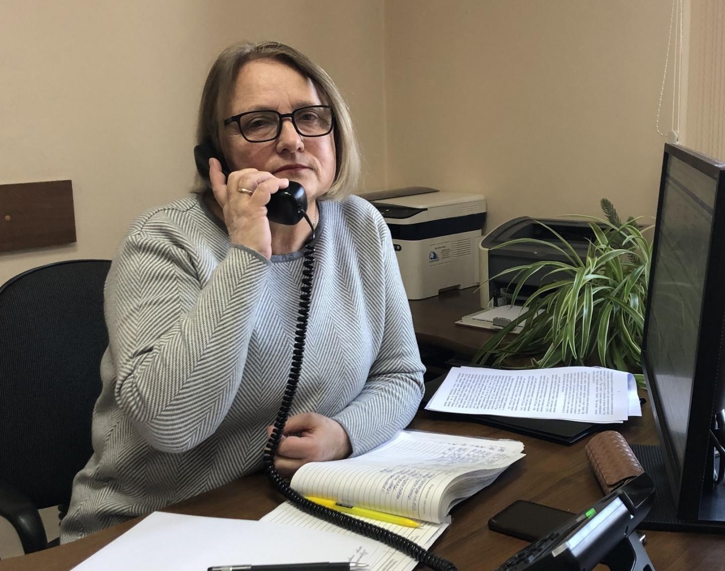 “Пряма телефонна гаряча лінія” – інформуємо, роз’яснюємо, консультуємо - Головне управління ...