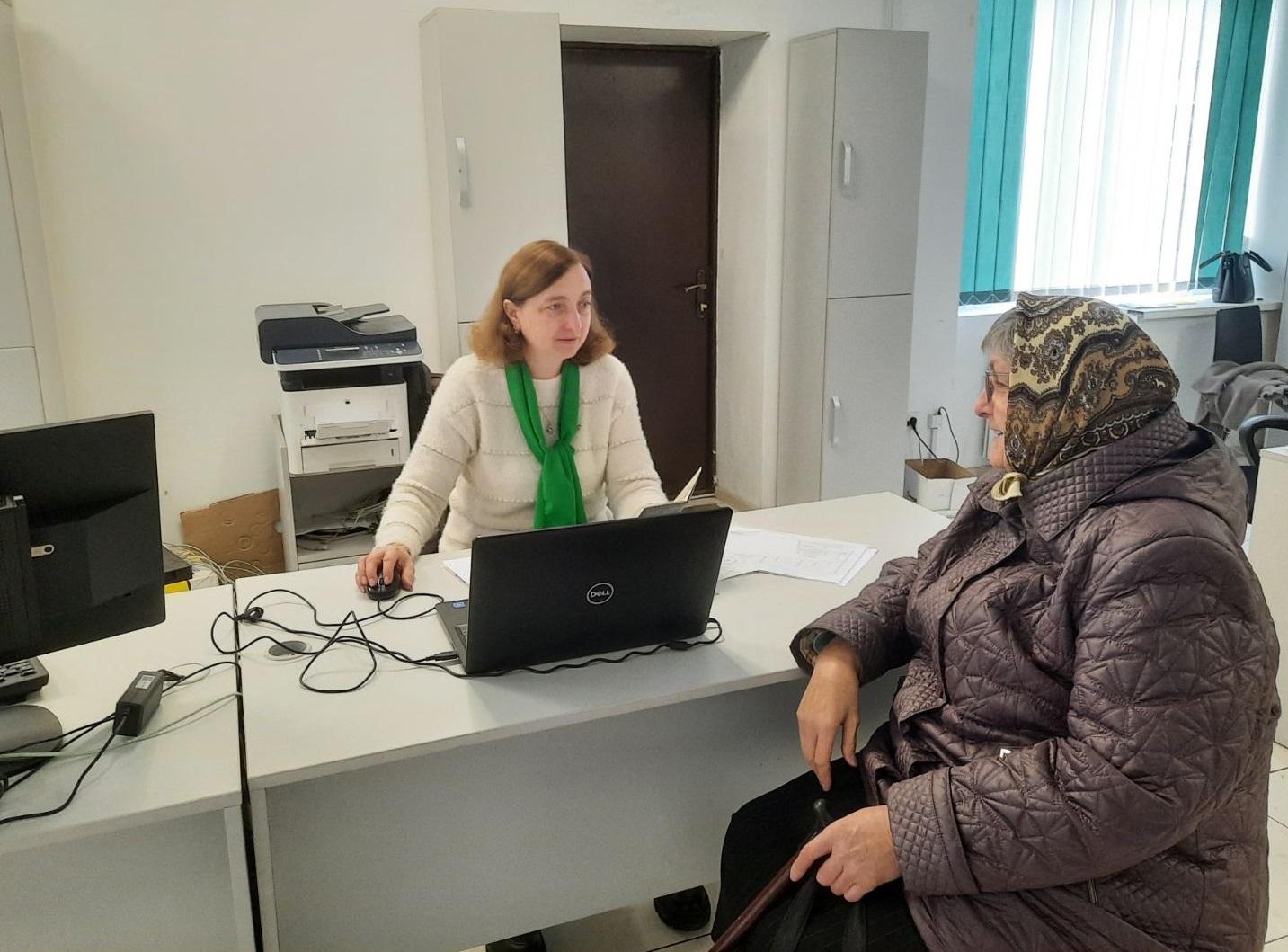Прийом громадян в ЦНАПі - Головне управління Пенсійного фонду України в Рівненській області